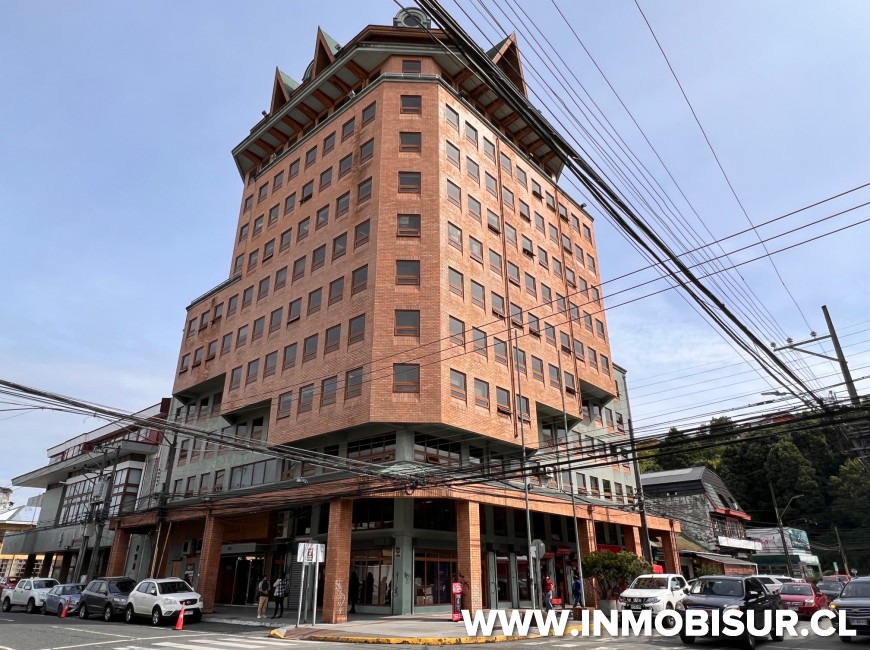 Oficina grande en arriendo Edificio Torre del Puerto piso 12 y 13 ...
